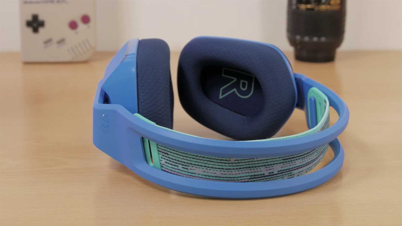 Logitech G733 Wireless Gaming Headset Announced - PLAY4UK